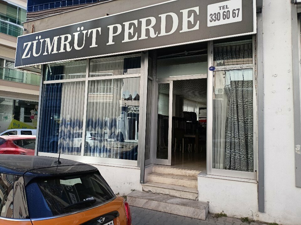Perde ve korniş üreticileri Zümrüt Perde, İzmir, foto