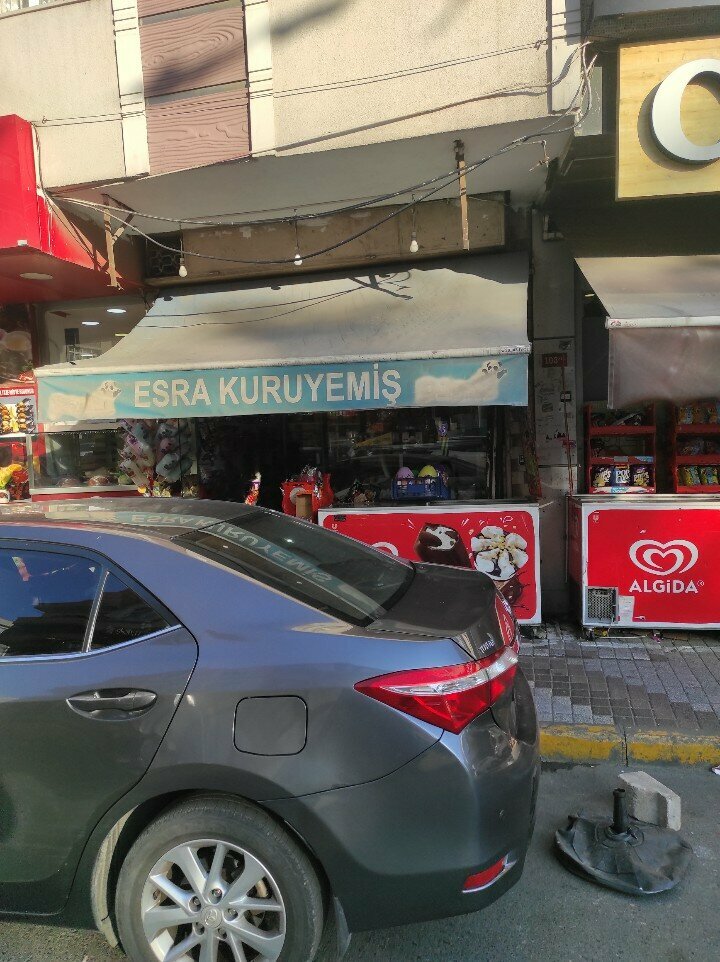 Market Esra Kuruyemiş, İstanbul, foto