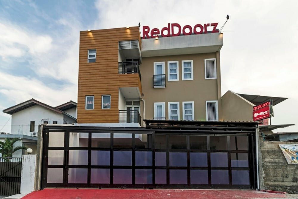 Otel RedDoorz Plus @ Cipete Damai, Cakarta, foto