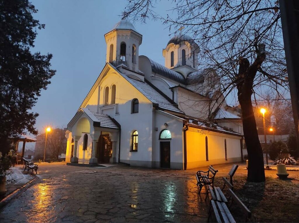 Ortodoks kiliseleri Церковь Перенесения мощей Николая Мирликийского Чудотворца в Бари, Nish, foto