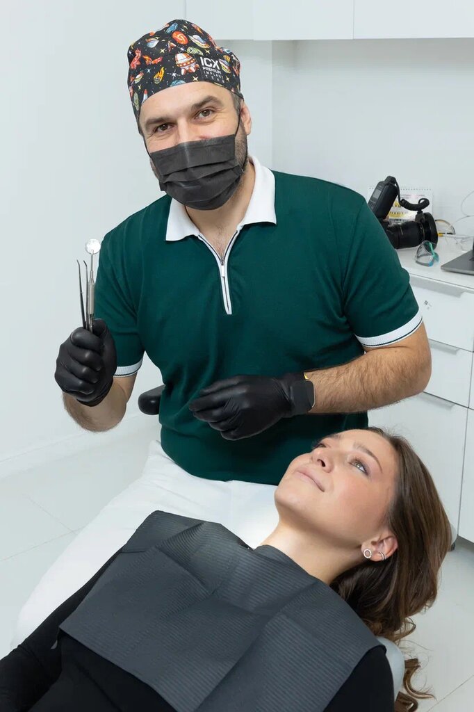 Özel ağız ve diş sağlığı klinikleri ve muayenehaneleri Стоматологическая клиника доктора Олега Курова, Moskova, foto