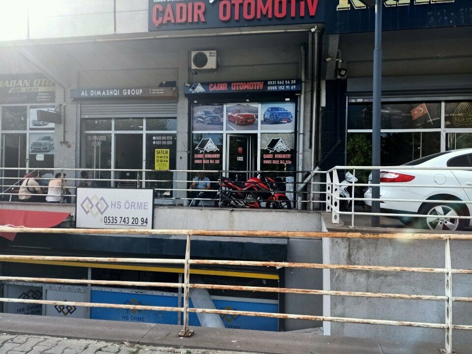 Otomobil satış galerileri Çadır Otomotiv, İstanbul, foto