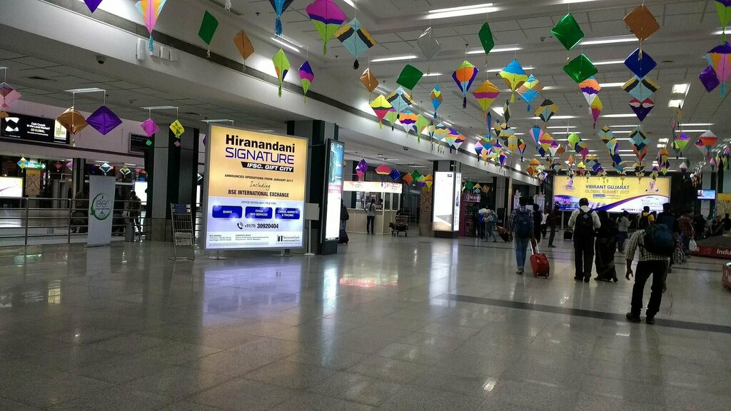 Havaalanları Sardar Vallabhbhai Patel Airport, Ahmadabad, foto