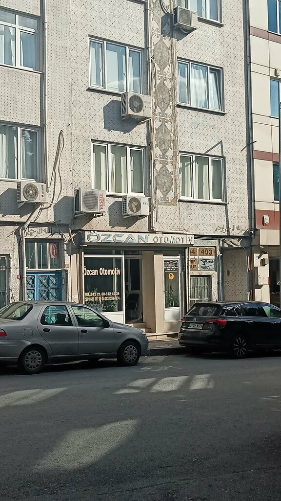 Otomobil satış galerileri Özcan Otomotiv, İstanbul, foto