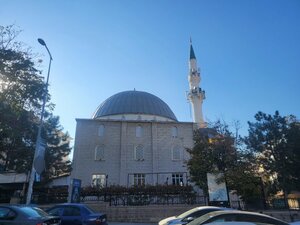Yukarı Ayrancı Mer. Cami (Ankara, Çankaya, Hoşdere Cad., 104), cami  Ankara'dan