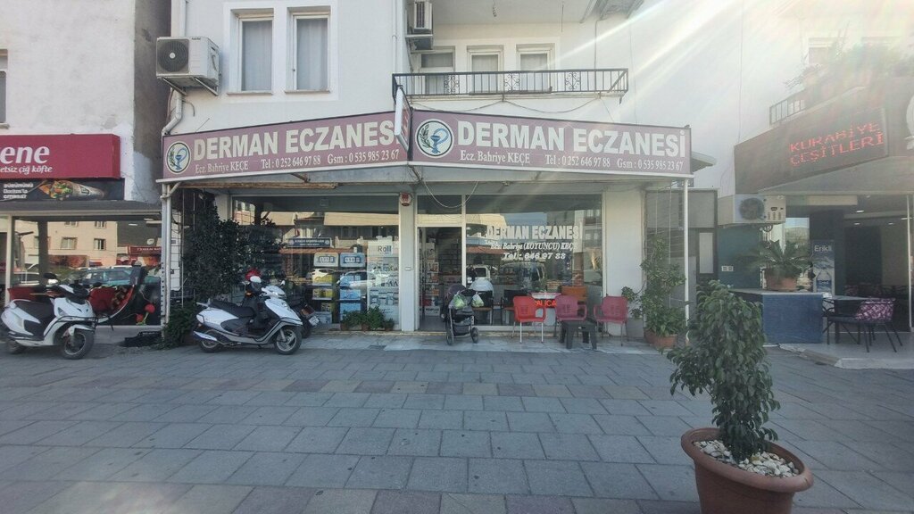 Eczaneler Derman Eczanesi, Fethiye, foto