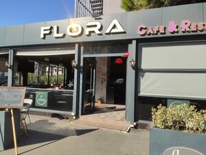 Flora Cafe Restaurant (İstanbul, Avcılar, E-5 Yanyol Cad., 100), kafe  İstanbul'dan
