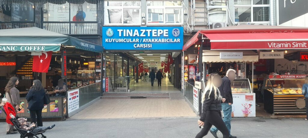 Ayakkabı firmaları Potino Ayakkabıcılık, İstanbul, foto