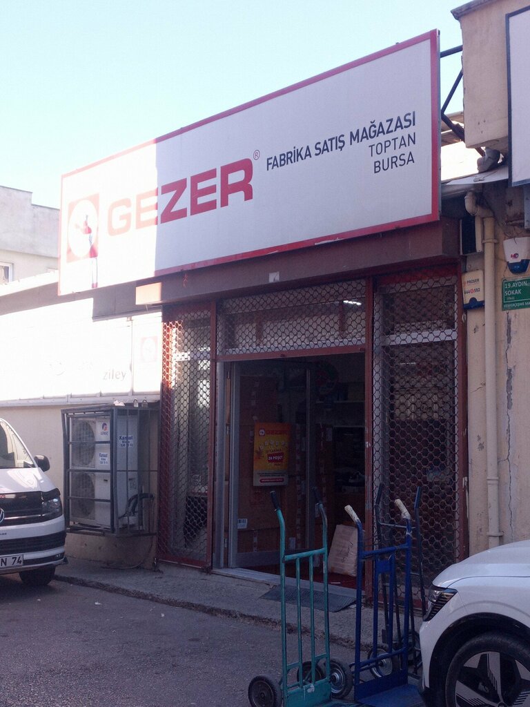 Ayakkabı mağazaları Gezer Ayakkabı Fabrika Satış Mağazası, Bursa, foto