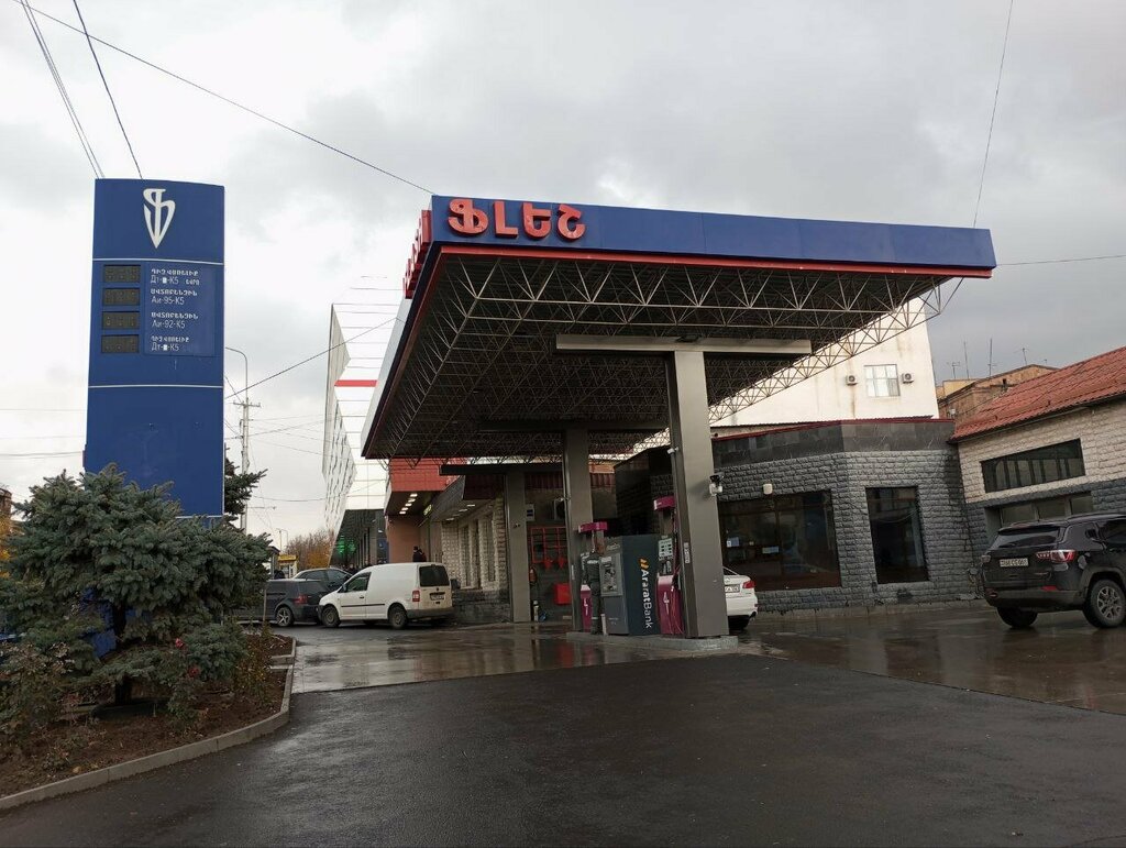 Benzin istasyonu Flash, Erivan, foto