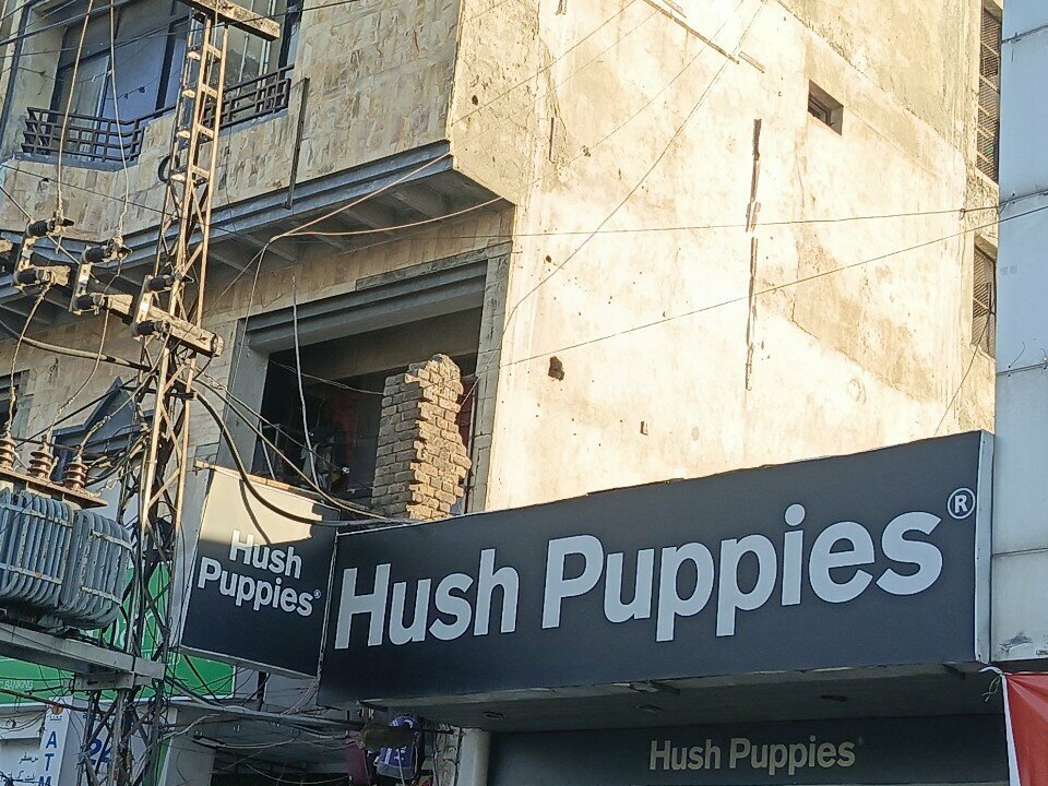 Ayakkabı mağazaları Hush Puppies, Rawalpindi, foto
