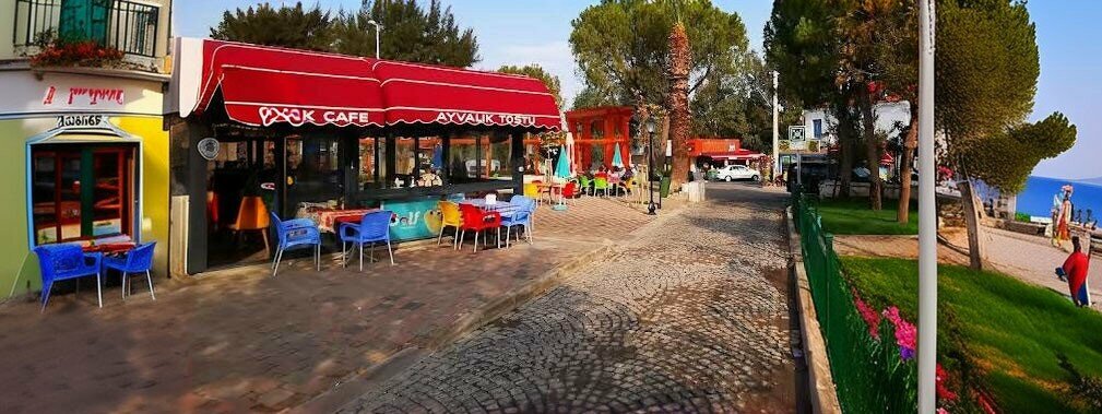 Kafe Güzrlbahçe Park Cafe, Güzelbahçe, foto