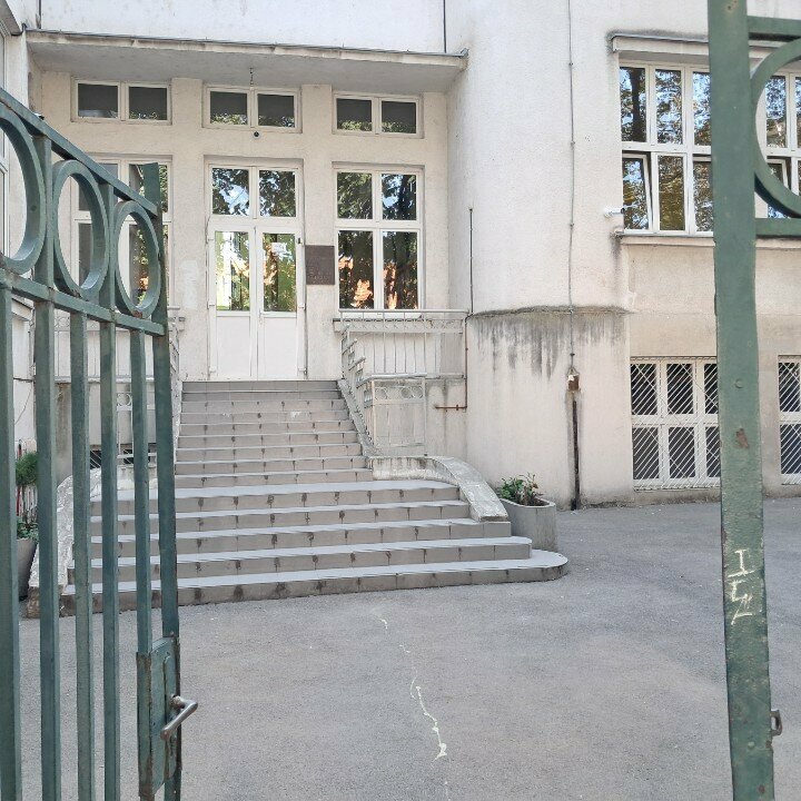 i̇lkokul Oš Petar Petrović Njegoš, Belgrad, foto