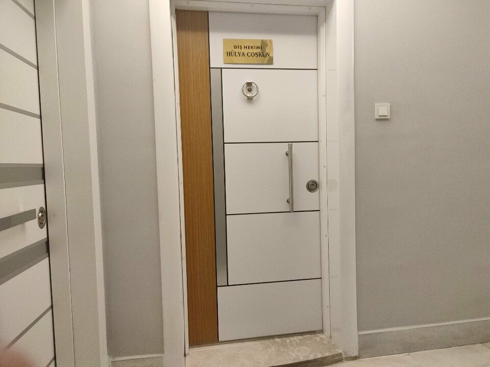 Özel ağız ve diş sağlığı klinikleri ve muayenehaneleri Diş Hekimi Hülya Coşkun, İzmir, foto