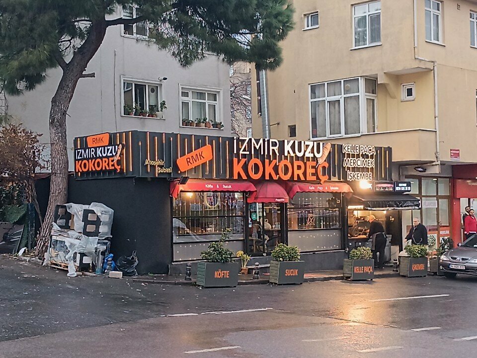 Restoran Uslubey İzmir Kuzu Kokoreç, İstanbul, foto