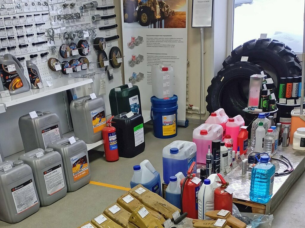 Kollar ve hortumlar Трактородеталь, Usinsk, foto