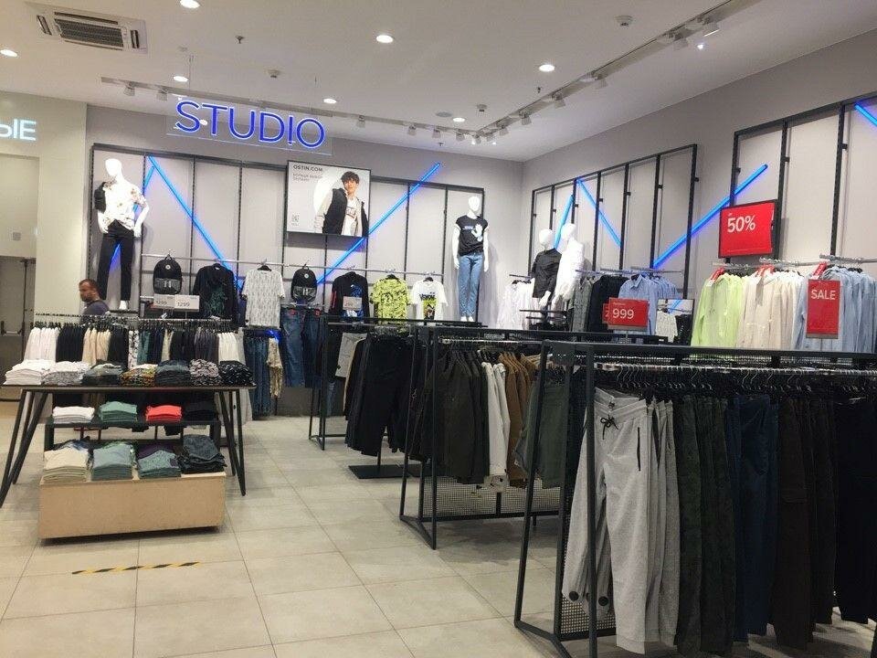 Giyim mağazası O'stin, Minsk, foto