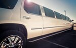 Yas Limo For Luxury Passenger Cars (412, 8 Street, M14, Mussafah, Abu Dhabi), oto kiralama  Abu Dabi'den