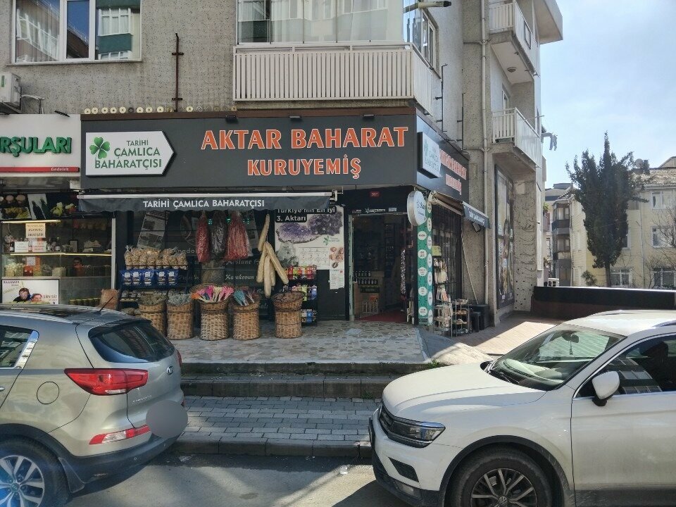 Gıda malzemeleri ve baharatlar Çengelköy Baharatçısı, İstanbul, foto