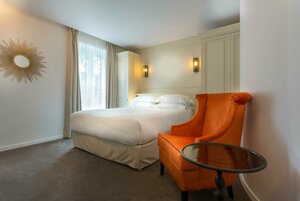 La Comtesse (Avenue de Tourville No:29, 7e Arrondissement, Paris), otel  Paris'ten