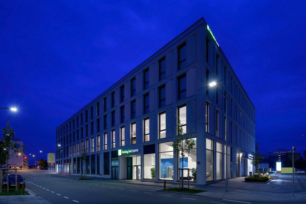 Otel Holiday Inn Express Regensburg, Regensburg, foto