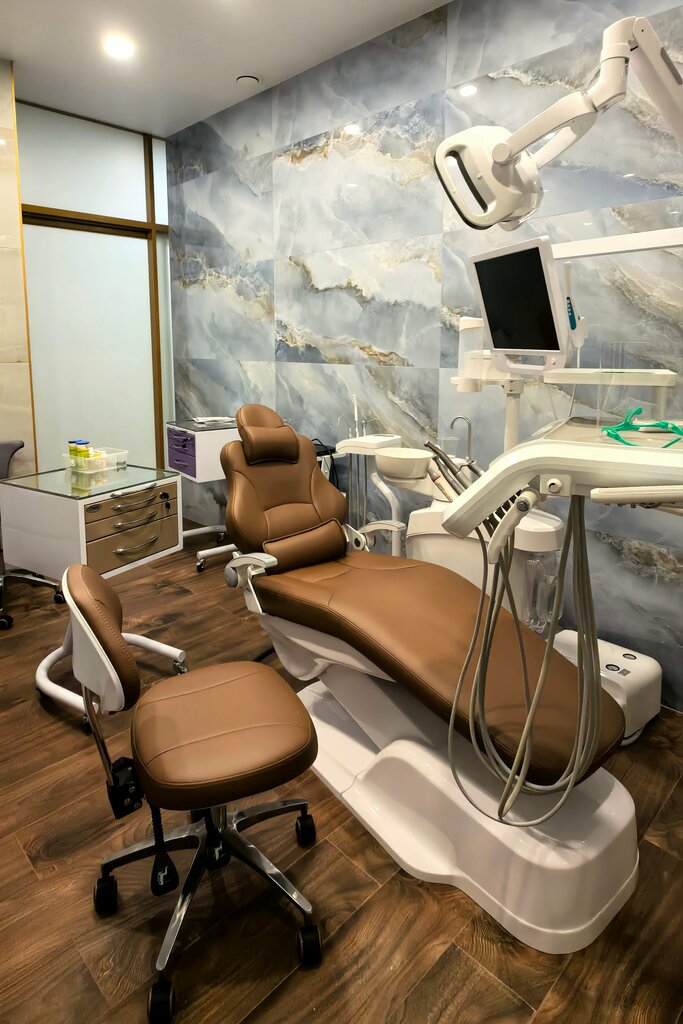 Özel ağız ve diş sağlığı klinikleri ve muayenehaneleri Стоматология доктора Хасанова, Kazan, foto