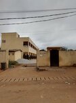 Groupe scolaire akouedo village (Abidjan, Cocody, Rue G16), ortaokul  Abican'dan