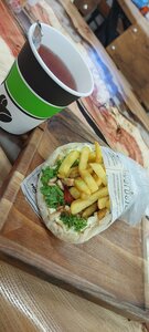 Любим Печь и Жарить (Rozhdestvenskiy pereulok No:48А, Shakhty), kafe  Şahty'den