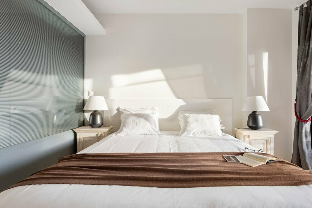 Otel Altido Superb Apt w/Terrace Pool & SPA in Cascais, Cascais, foto