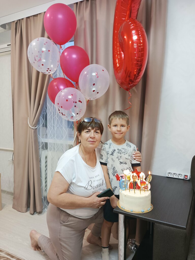 Çocuk oyunları ve oyuncakları Мир праздника, Şahty, foto