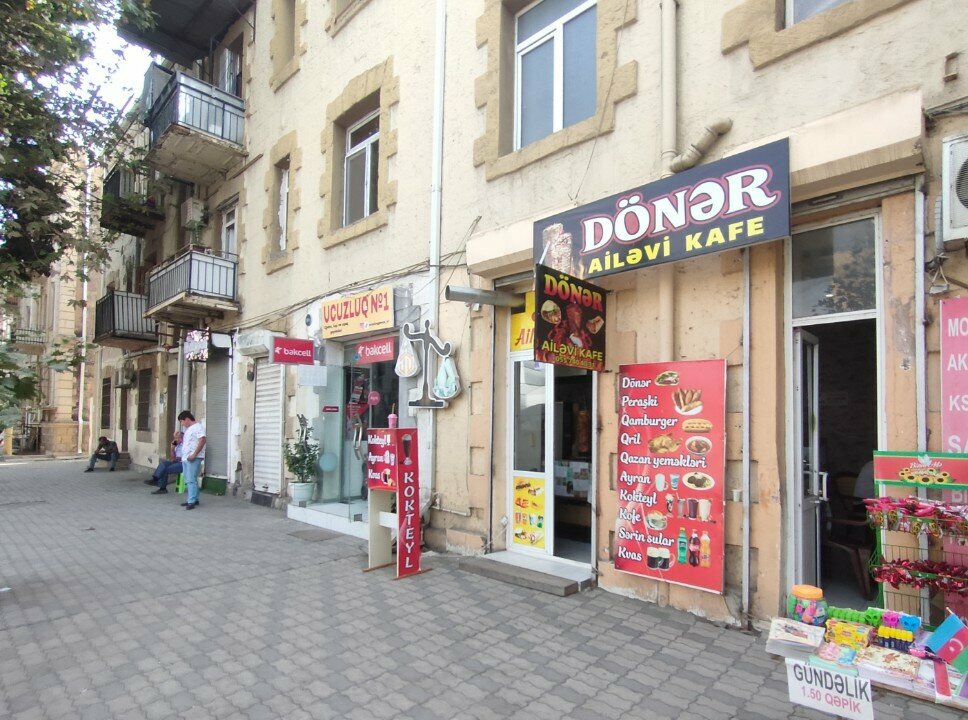Fast food Dönərçi, Gence, foto