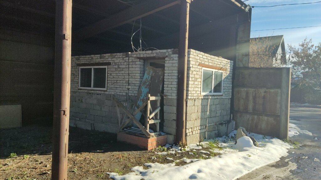 Yediemin otoparkları Пегас, Kurgan, foto