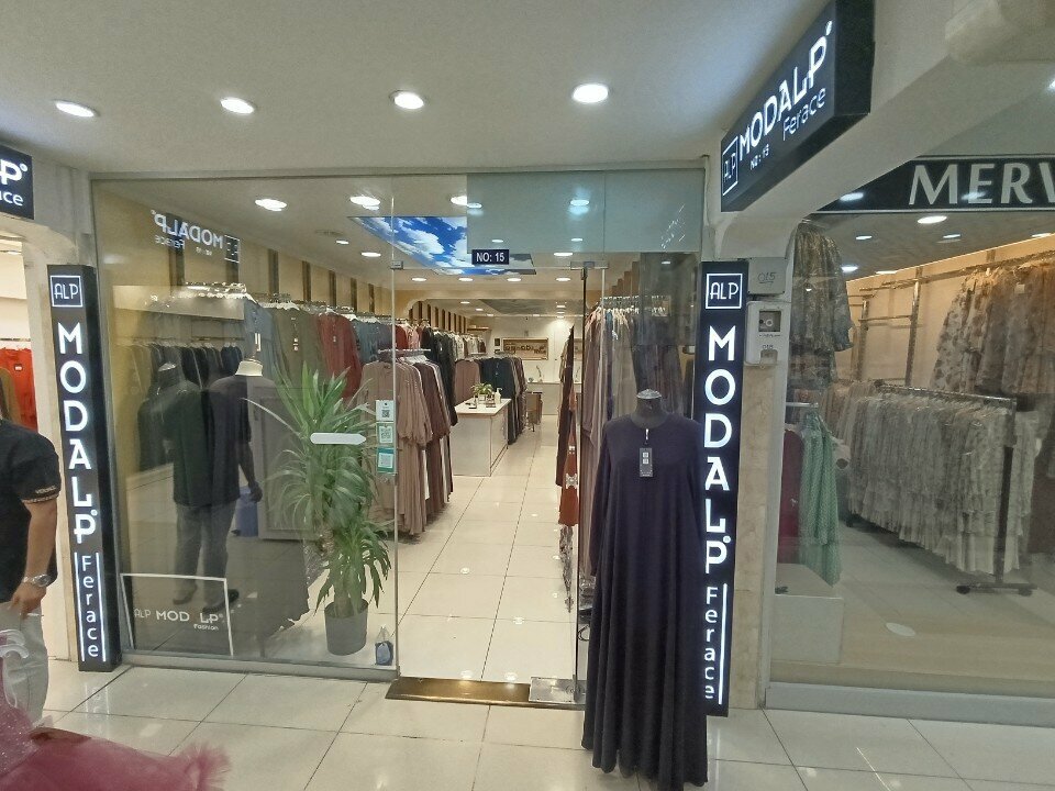 Giyim mağazası Moda Alp ferrace, İstanbul, foto