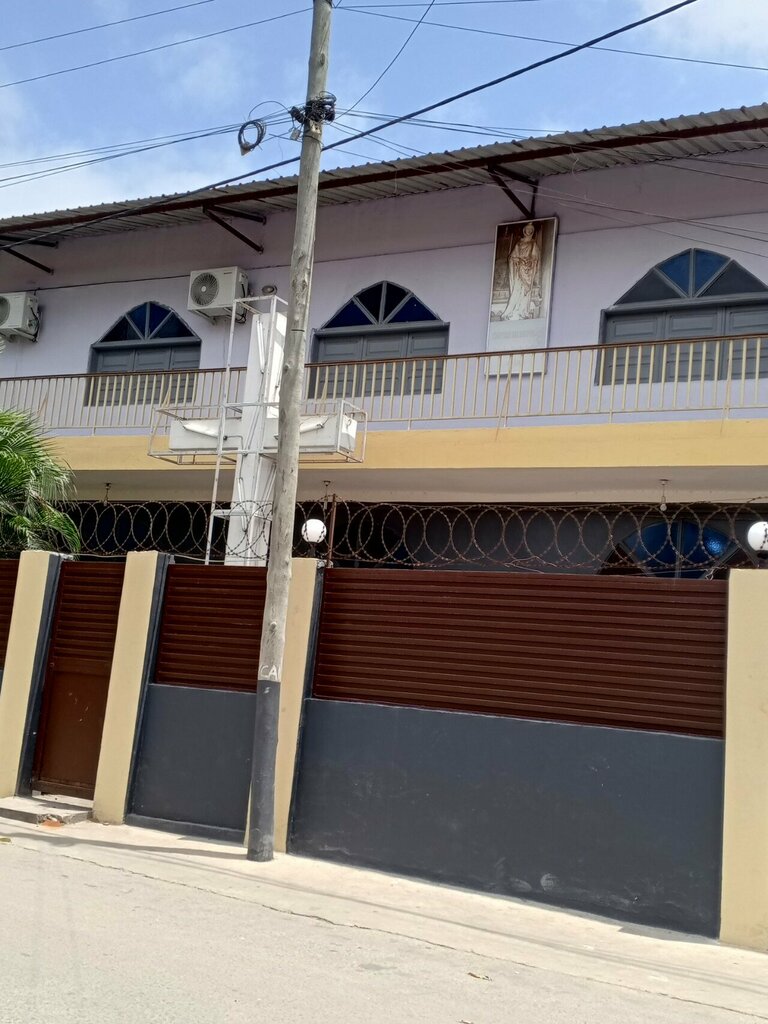 Dini dernekler Centro de Devoção, Loanda, foto