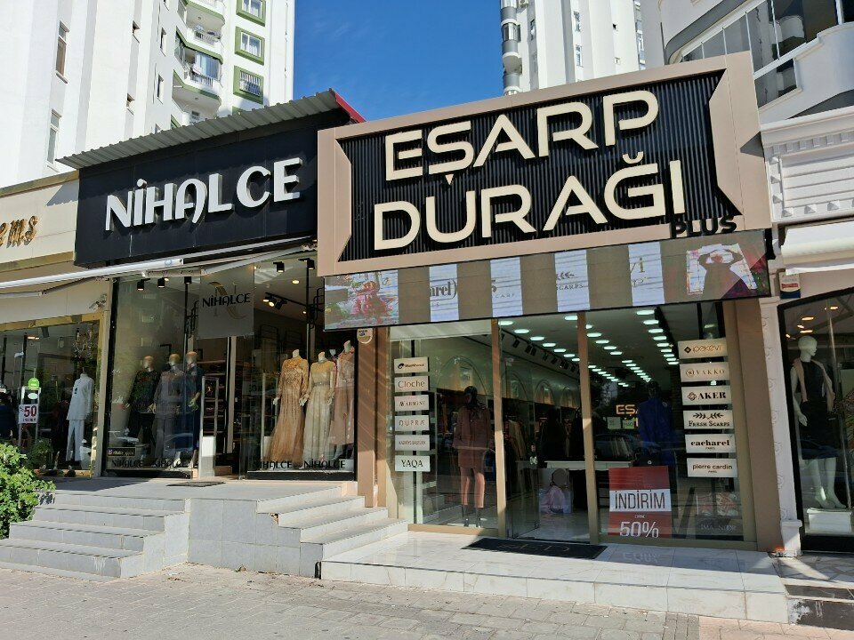 Giyim mağazası Eşarp Durağı, Adana, foto