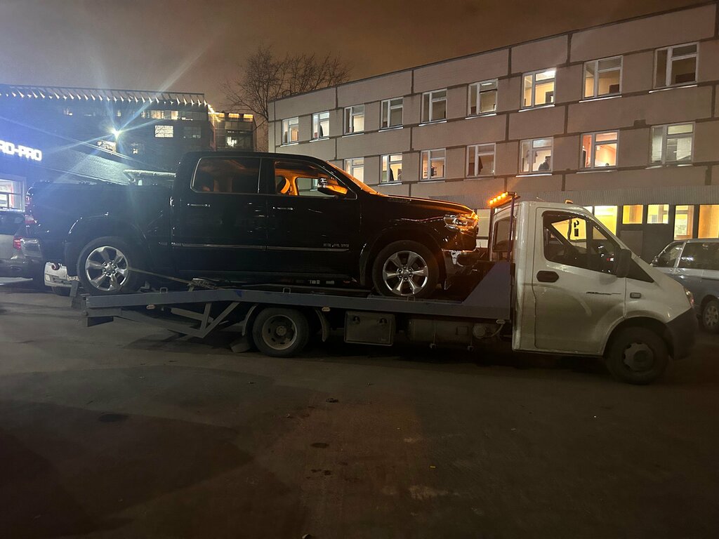 Çekici hizmeti Эвакуация 24/7, Moskova, foto