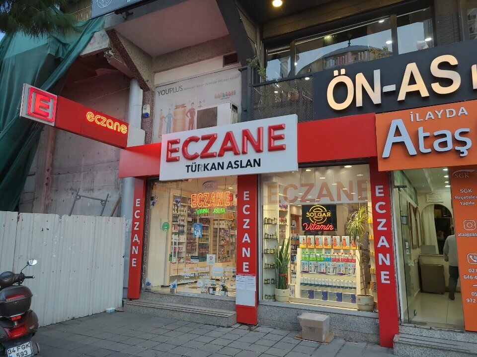 Eczaneler Türkan Aslan Eczanesi, İstanbul, foto