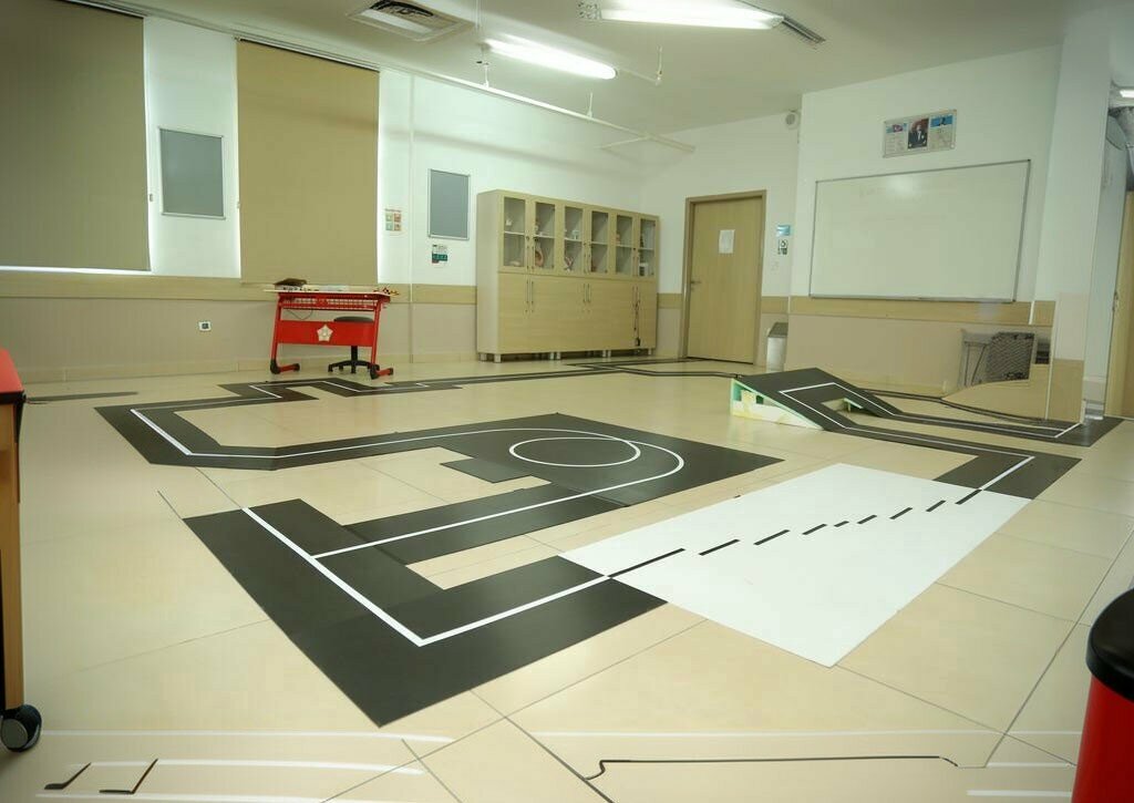 Özel okul Özel Erdem Yazılım Anadolu Lisesi, İstanbul, foto
