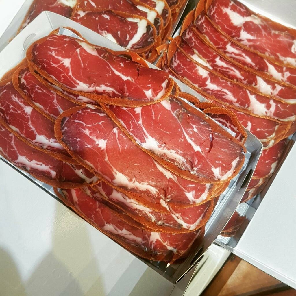 Toptan et ürünleri Şahin Sucukları, Kayseri, foto