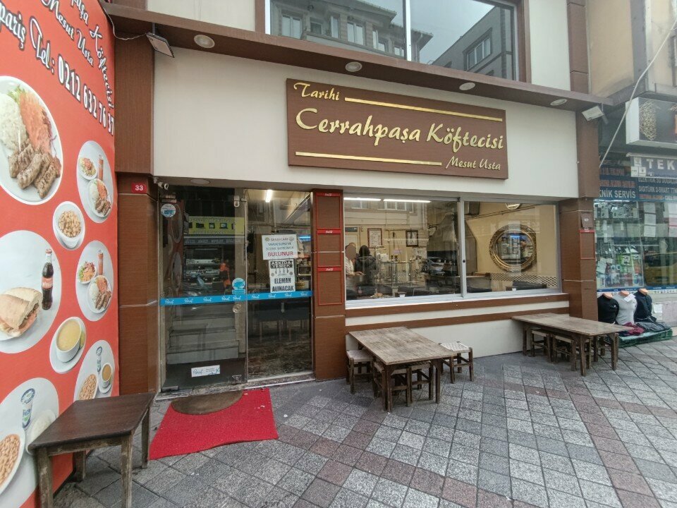 Kafe Tarihi Cerrahpaşa Köftecisi Mesut Usta, İstanbul, foto