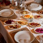 Süreyya Ayvalık Restoran (Balıkesir, Ayvalık, Fevzipaşa-Vehbibey Mah., Barbaros Caddesi 2. Sok., 22), restoran  Ayvalık'tan