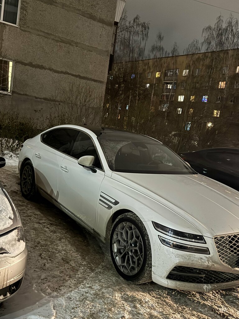 Otomobil açık artırması Dialog Autoimport, Habarovsk, foto