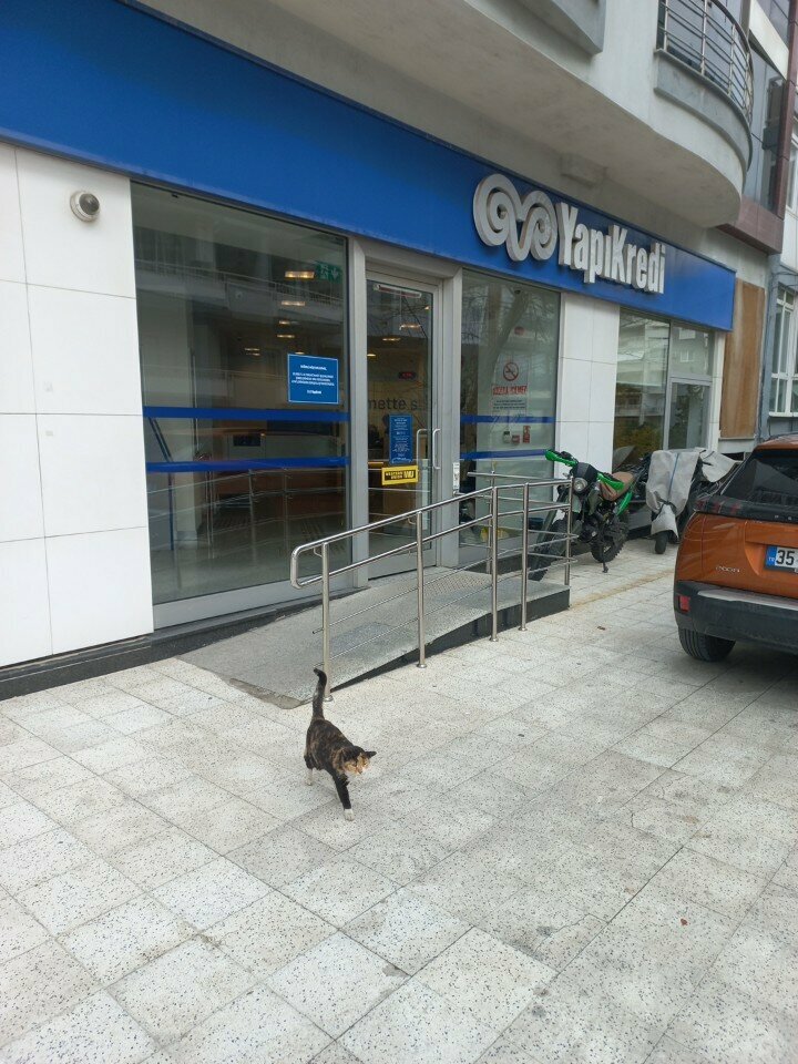 ATM'ler Yapı Kredi, İzmir, foto