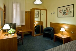Hotel Centrale Byron (Emilia-Romagna, la città di Ravenna), otel  Ravenna'dan