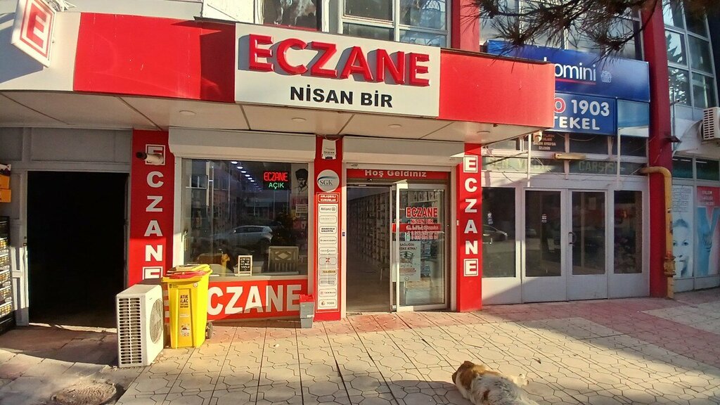 Eczaneler Nisan Bir Eczanesi, Ankara, foto