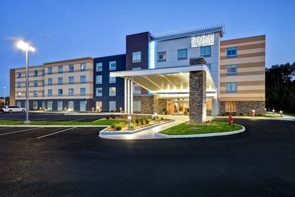 Otel Fairfield Inn & Suites by Marriott Plymouth, Plymouth, foto
