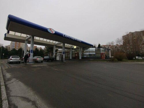 Benzin istasyonu Surgutneftegas, Svetlogorsk, foto