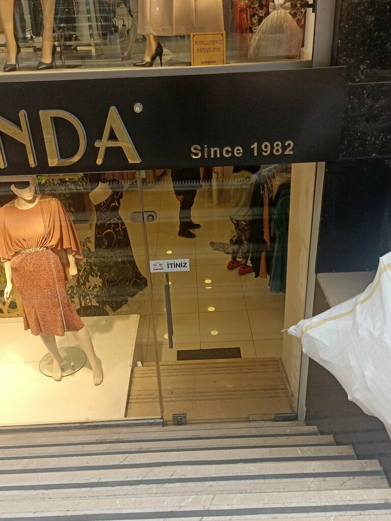 Toptan giyim Donna Miranda, İstanbul, foto