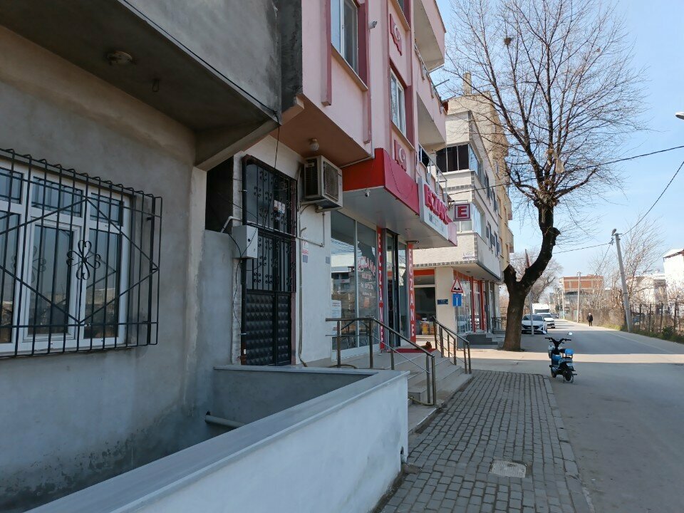 Eczaneler Millet Işık Eczanesi, Bursa, foto