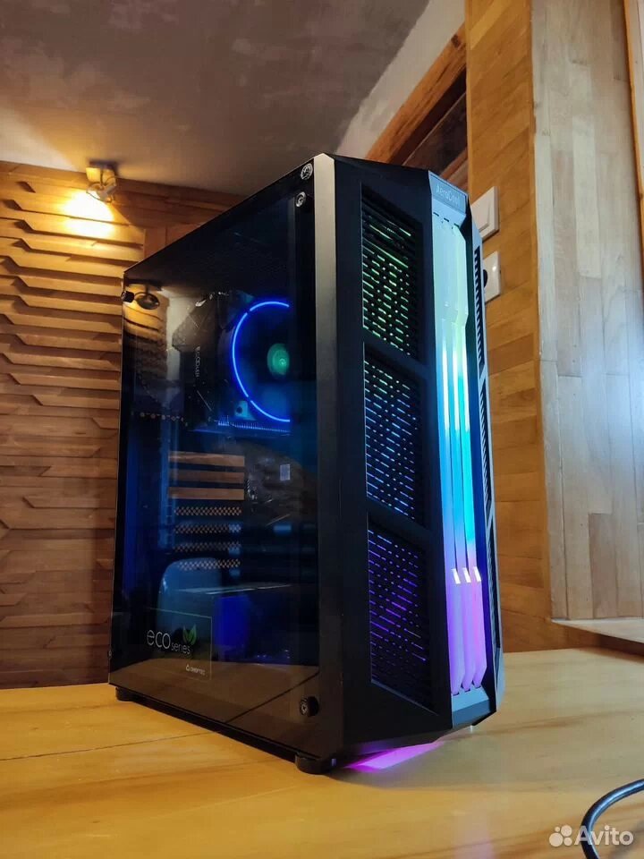 Bilgisayar mağazaları KeyZ computers, Yalta, foto